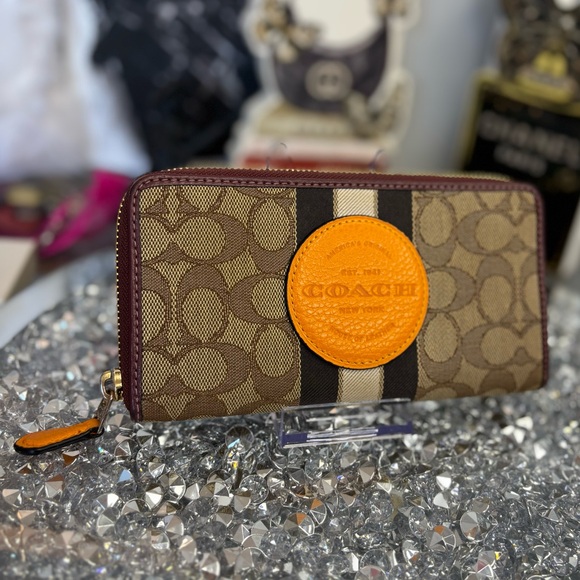 Coach | Bags | Coach Dempsey Accordion Zip Wallet Euc | Poshmark